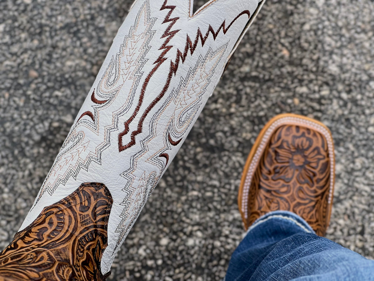 Men’s Honey Hand-Tooled Leather Boots With White Shaft – Texas Boot Ranch