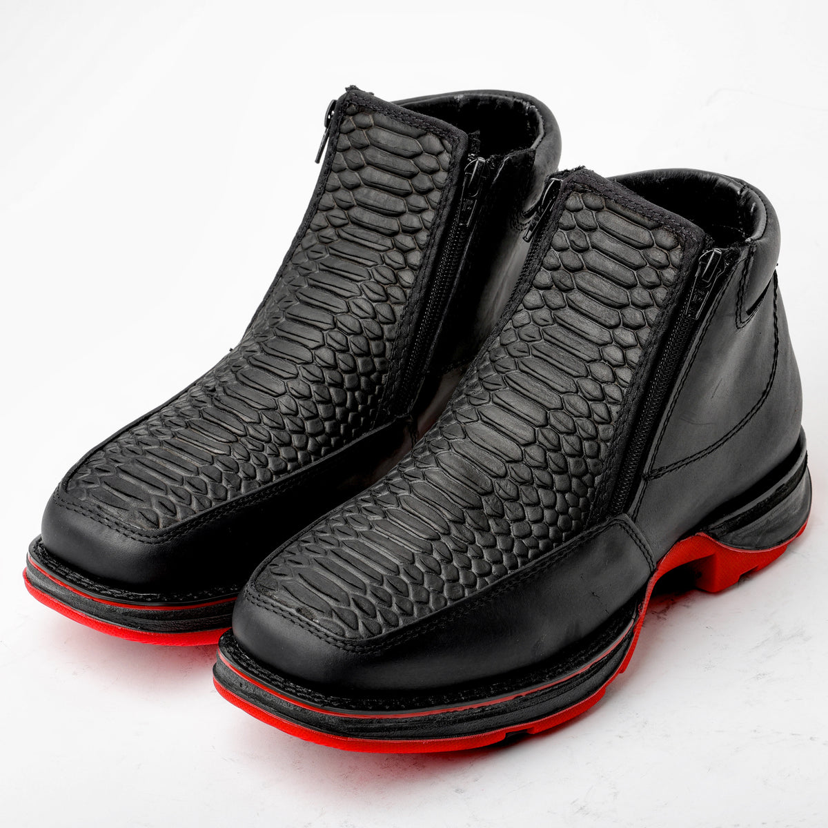 Matte Black Python Leather Botin With 3D Lightweight Soles - Square To ...